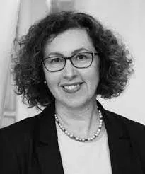 Lea Constantine - Lawyer in Sydney, City of Sydney - Clearway